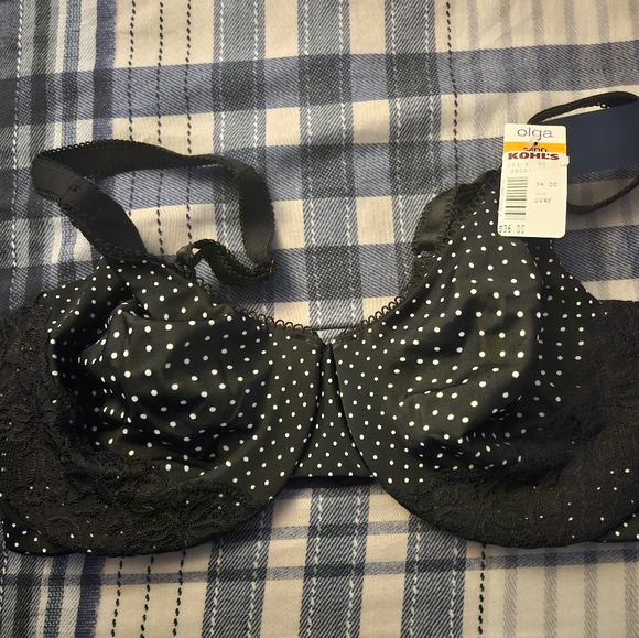 Olga | Intimates & Sleepwear | Olga Black Polka Dot Bra Size 36dd ...
